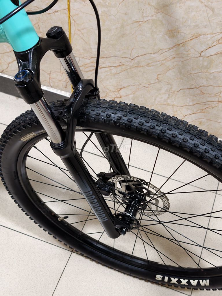 Xe Đạp MTB Trek Marlin 6 Gen 3 2024-2025 size L - 130106452