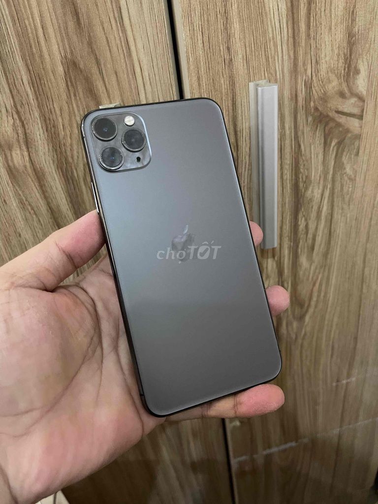 iPhone 11 Pro Max 64G Quốc Tế Đang Xài Muợt - 108833673