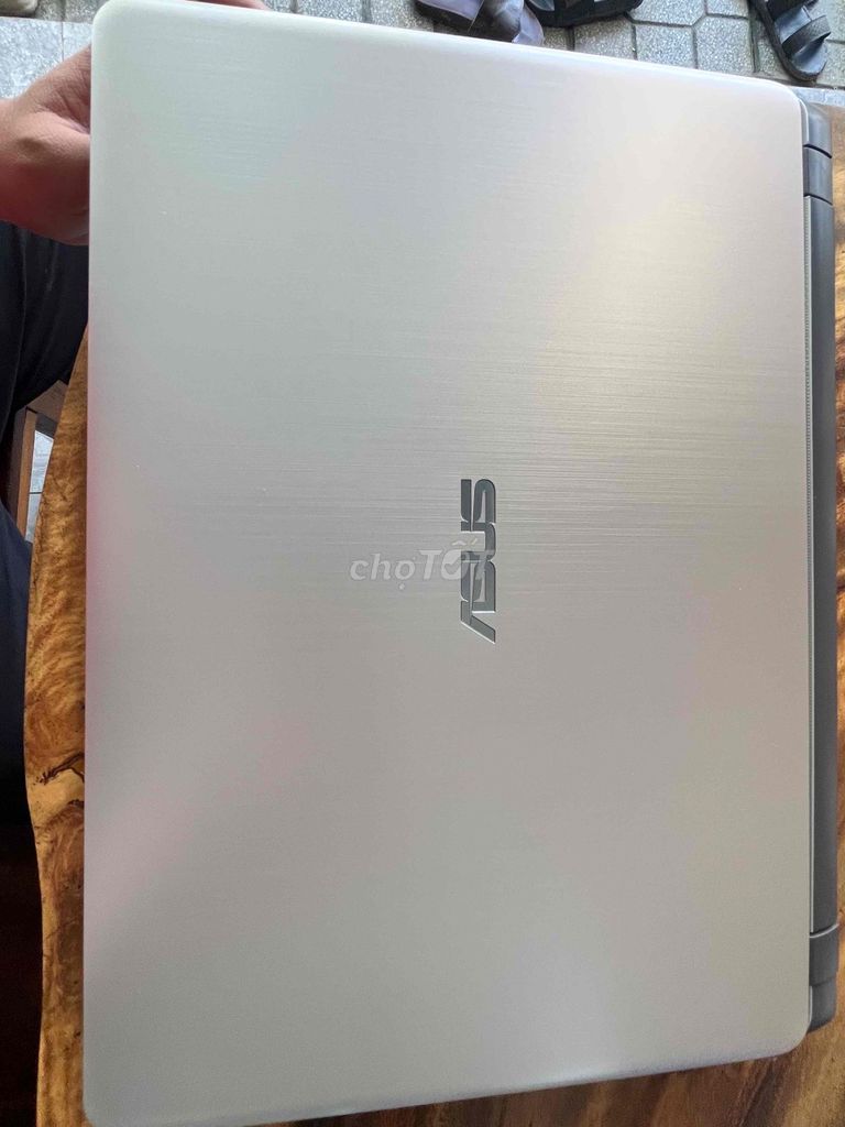 ASUS VivoBook 15 i3 15.6 inch 4GB/128GB - 130327927