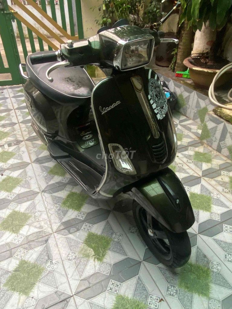 Piaggio Vespa Xanh lá đậm - 129926767