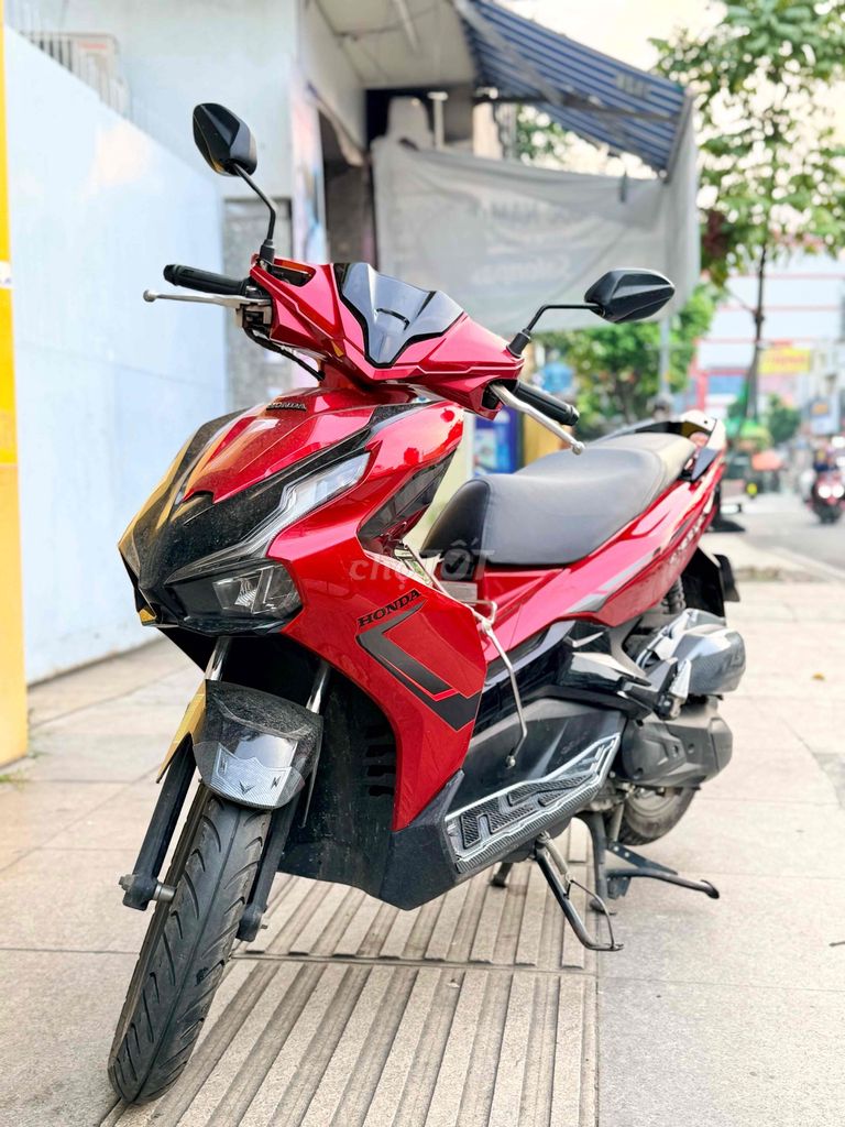Bán Nhanh Xe Air Blade màu đỏ 2023 - 130163115