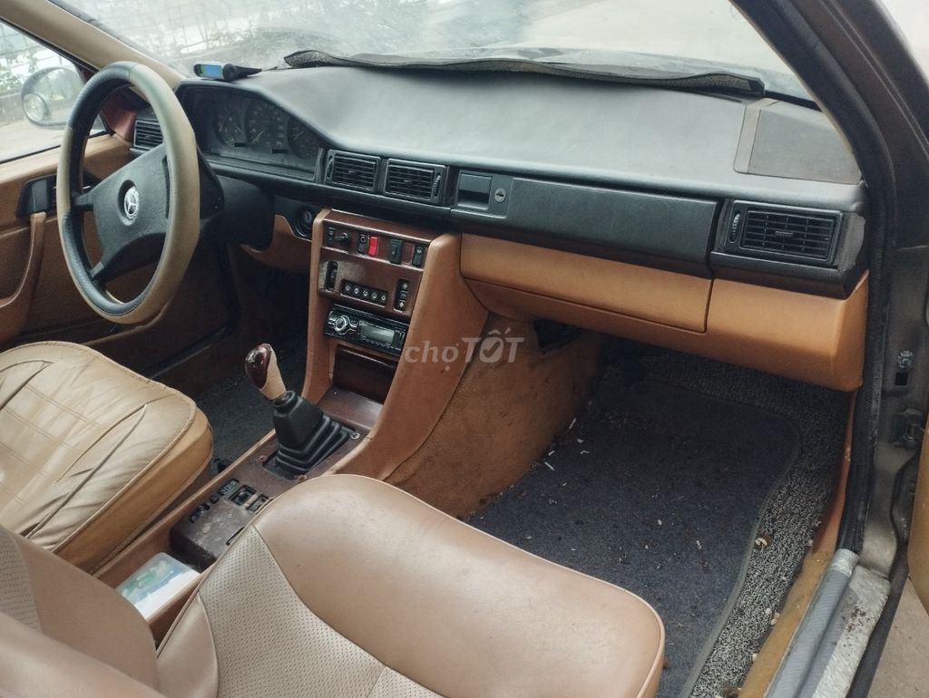 Mercedes-Benz Xám Số sàn 5 chỗ - 129961792