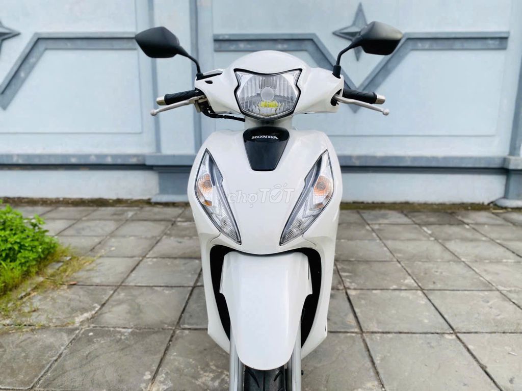 HONDA VISION TRẮNG BIỂN 29 CHÍNH CHỦ XE LƯỚT - 125753989