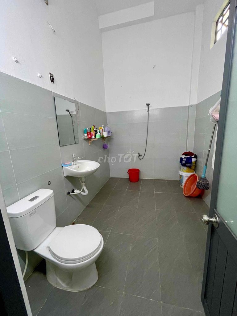 Nhà mặt tiền rộng 7m,diện tích 86,9 m2,5 phòng ngủ,Hoàng Ngọc Phách - 128997320