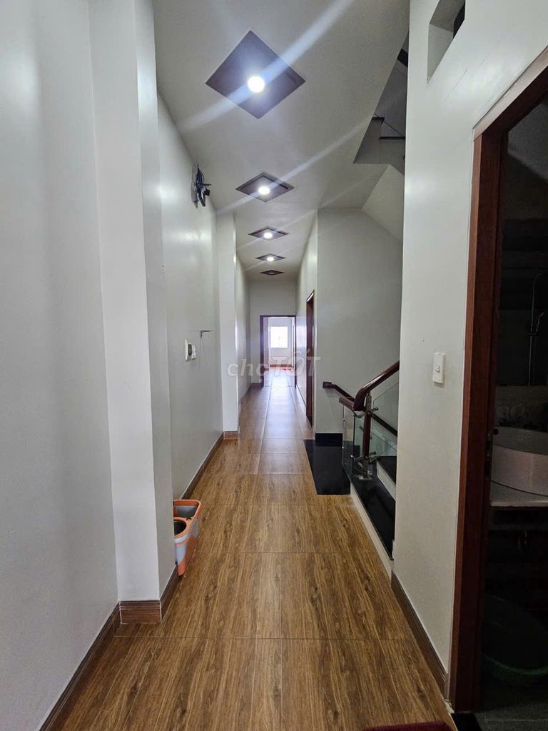 Bán nhà sổ hồng thị xã Bến Cát giá rẻ - 130296799