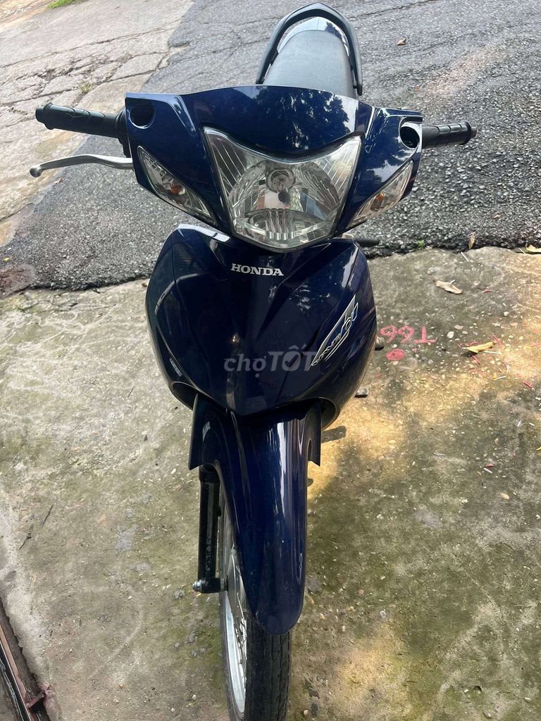 Xe máy dư - 129964347