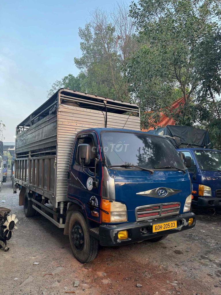 Hyundai HD72 2006 co thiết kê ban nâng - 130020797