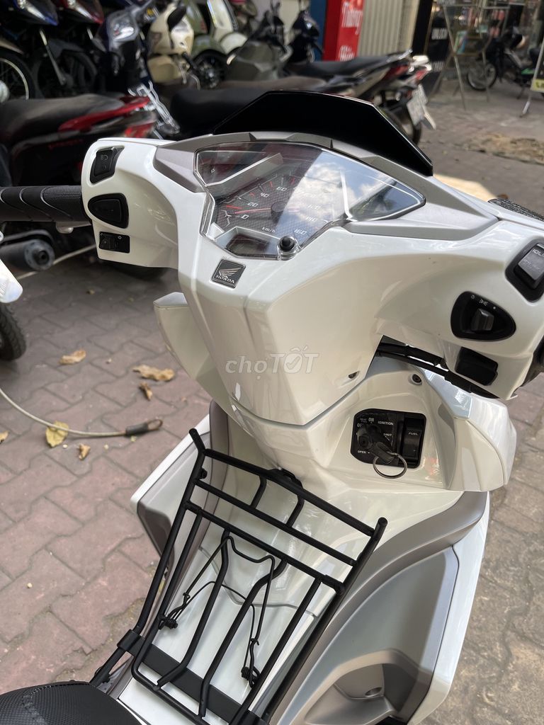 Honda Air Blade 125 2016 Trắng - 130625016