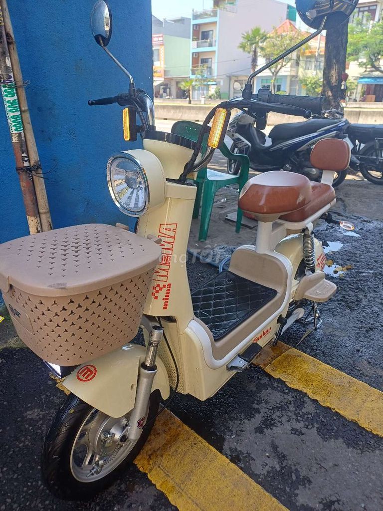 Xe điện Trắng kem 4 bình lớn - 130310743
