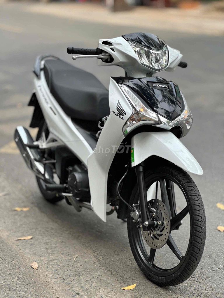 Bán Fu Led Trắng Đen 2024 - 130095057