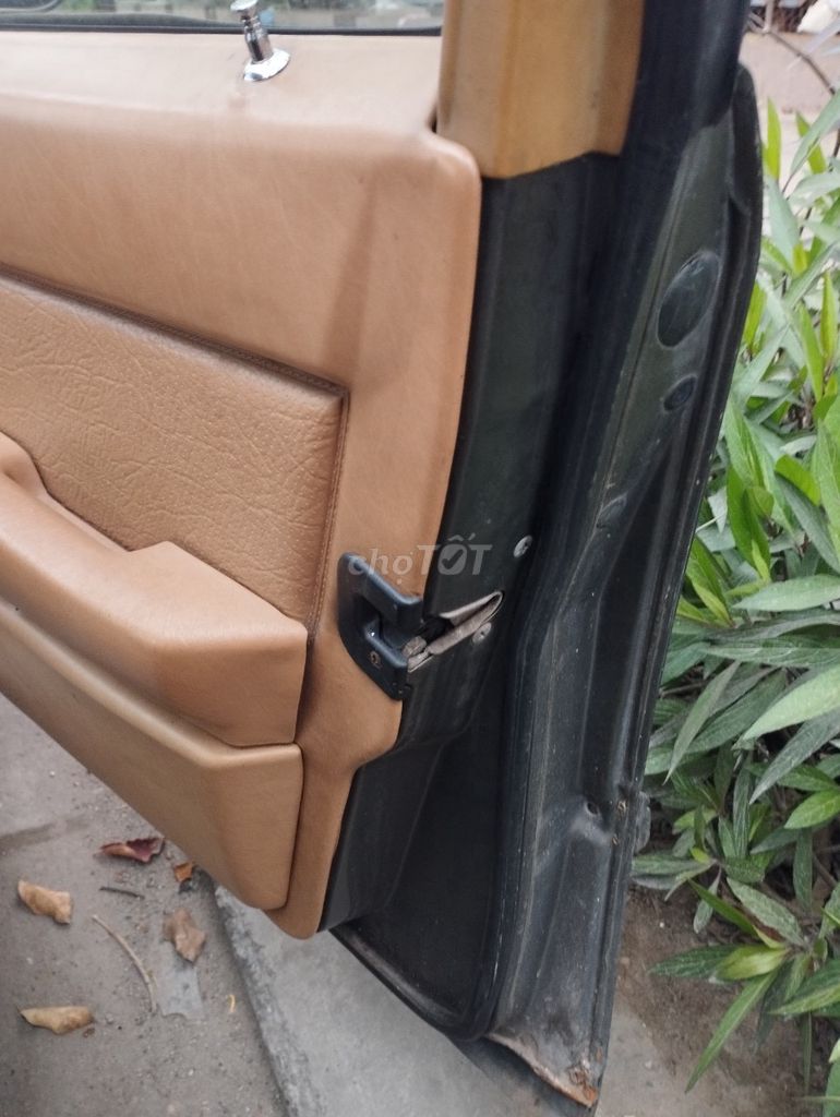 Mercedes-Benz Xám Số sàn 5 chỗ - 129961792