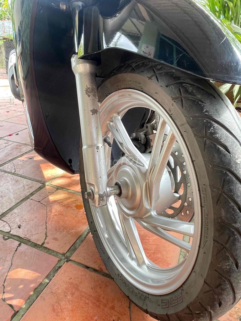 BÁN XE ĐANG CHẠY - 128885578