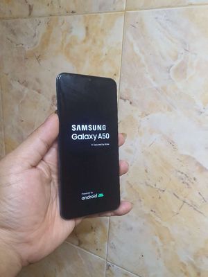 Giá Samsung A50 cập nhật 12/2025 - Màn hình AMOLED 6.4 inch