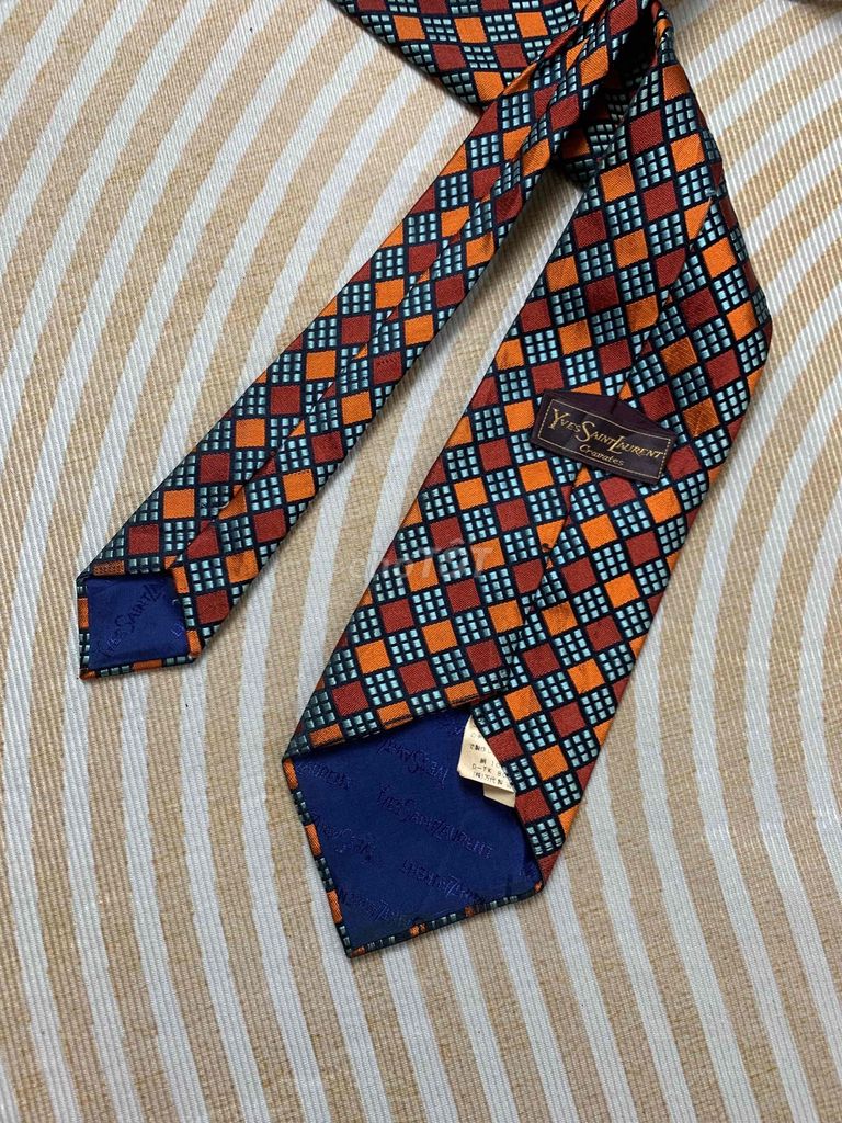 YSL Tie • Bản 9cm. Chất lụa. Logo in ẩn full lót, - 129418632