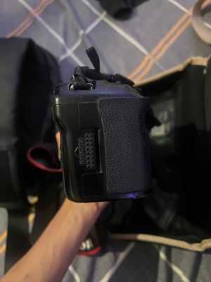 Máy Ảnh Canon 5D Mark II Cũ Giá Rẻ Mới Nhất T12/2025