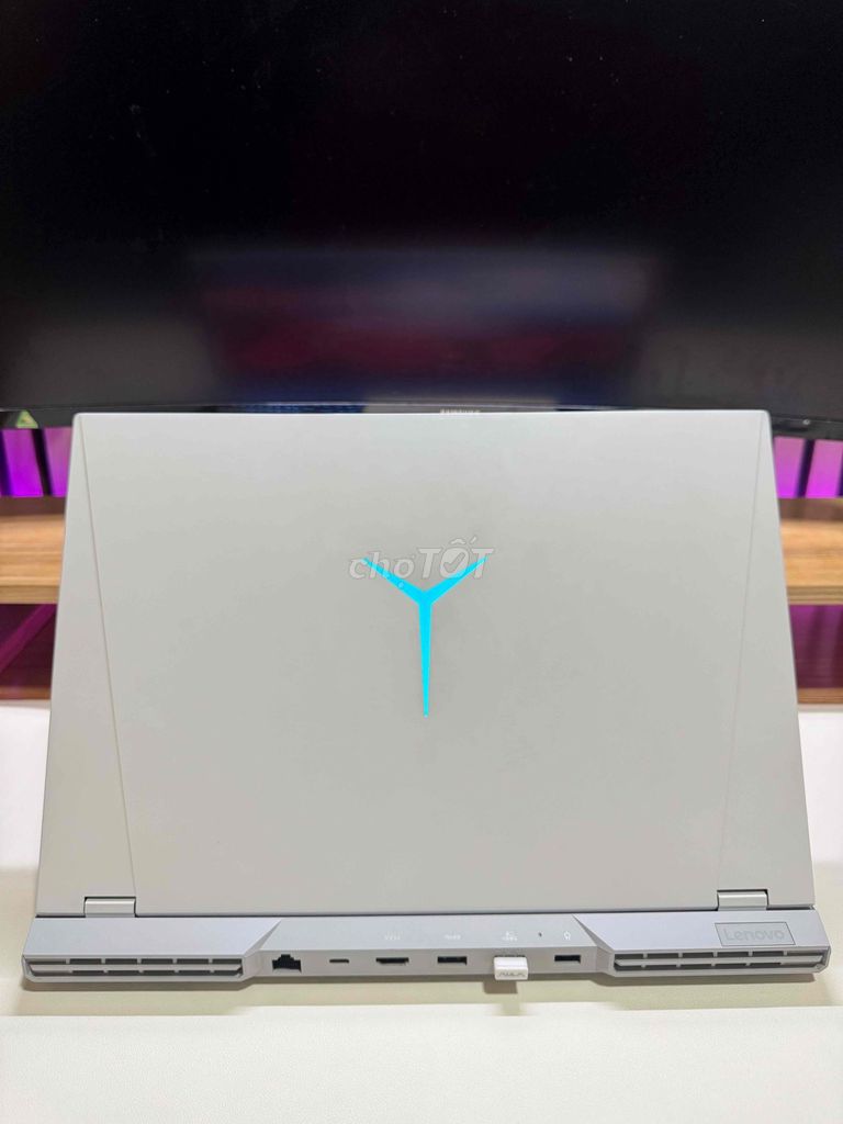Lenovo Legion 5 Pro 2022 - bản đặc biệt logo mẹc. - 130015053