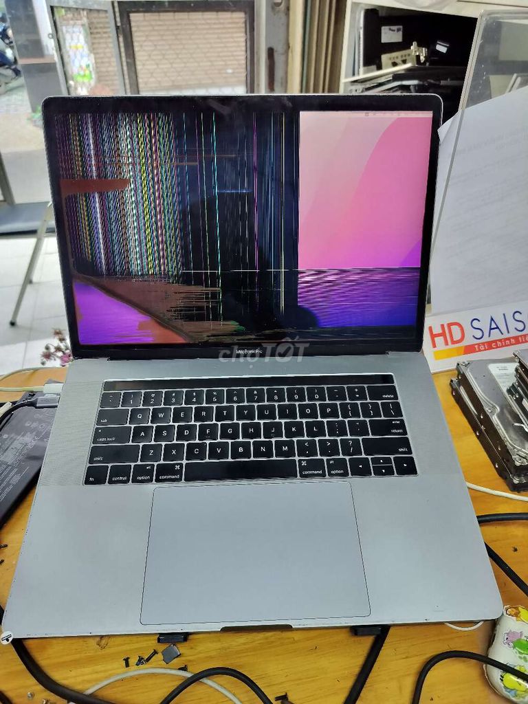 Macbook pro 2016 15 inch tuochbar i7 ram 16 ssd256 - 125842212