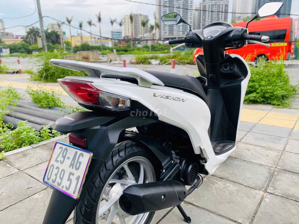 HONDA VISION TRẮNG BIỂN 29 CHÍNH CHỦ XE LƯỚT - 125753989