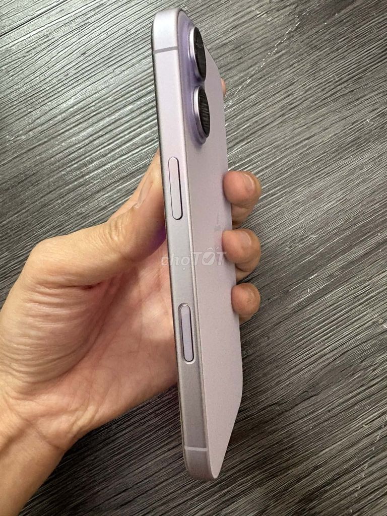 Mình dư máy cần bán lại iphone 17 tím 256 - 130211163