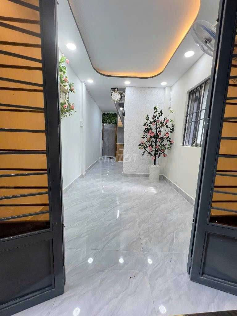 Nhà riêng đường Tạ Quang Bửu Quận 8. DT 20m2 1trệt 2lầu - 4 PN 2WC ...