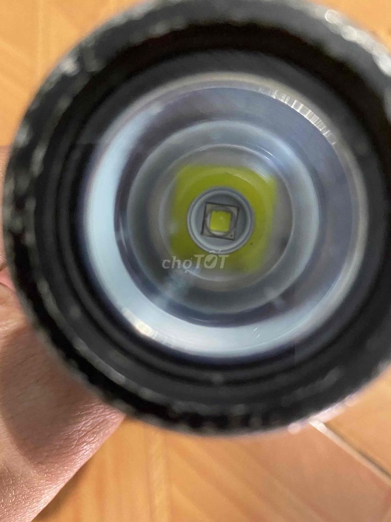 đèn pin chiếu sáng - 130069300