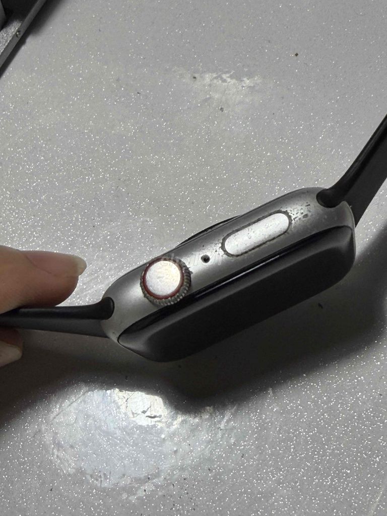 Apple Watch Series 6 GPS + Cellular Bạc - 132424371