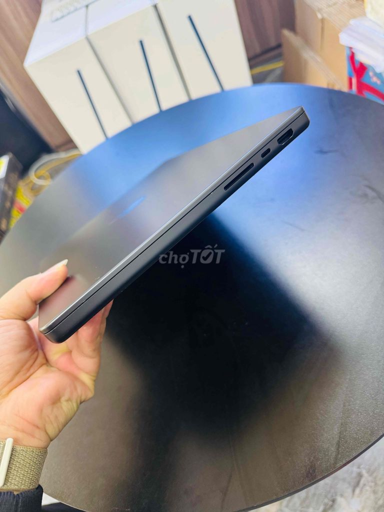 Apple MacBook Pro M4 16GB/512GB Xám - 129944258