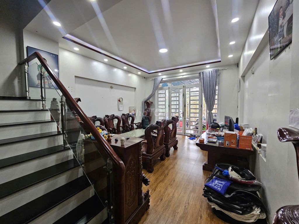 Bán nhà sổ hồng thị xã Bến Cát giá rẻ - 130296799