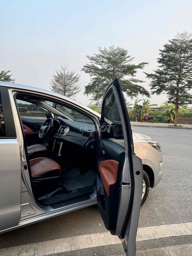 Toyota Innova model 2020 chính chủ bán 30/5 số đep - 130472652