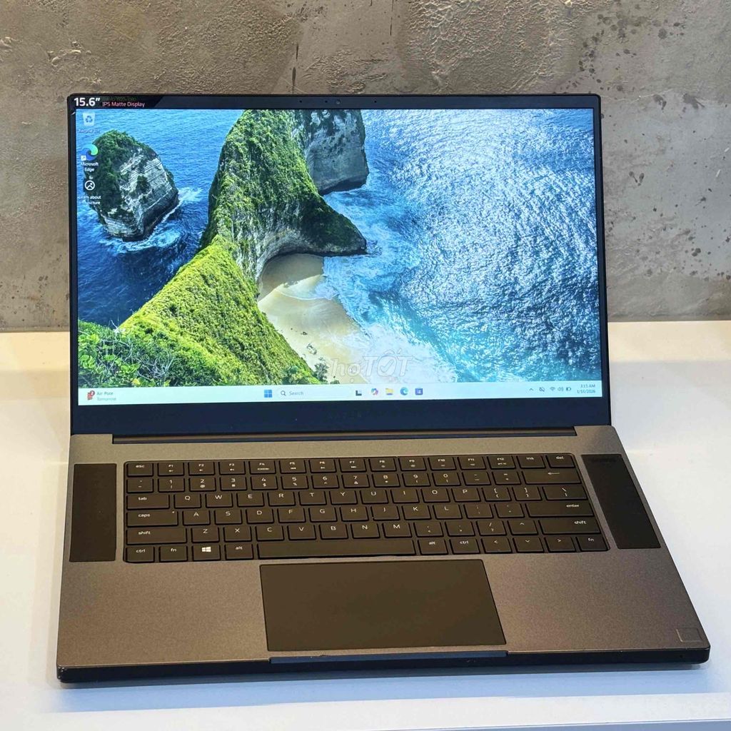 Razer Blade i7, 16GB, 1TB SSD, Card NVIDIA - 130370770