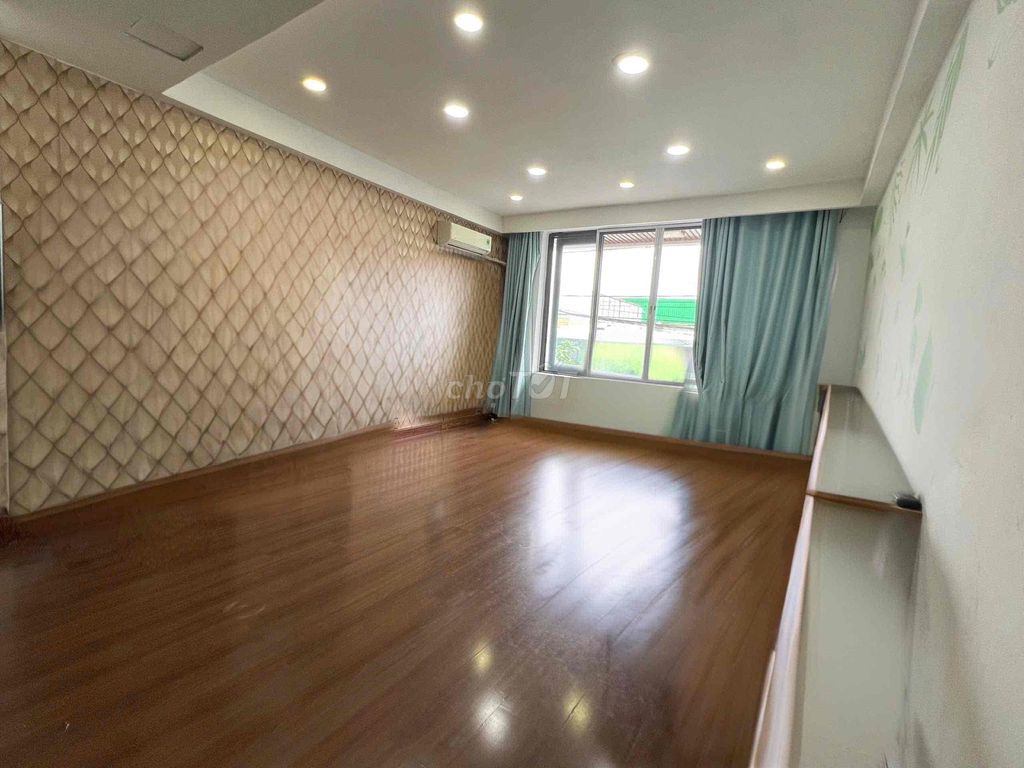 CHO THUÊ NHÀ 1T3L 6PN3WC ĐƯỜNG KVC HẺM XE TẢI CHO LÀM CHDV KTX HOMESTA ...