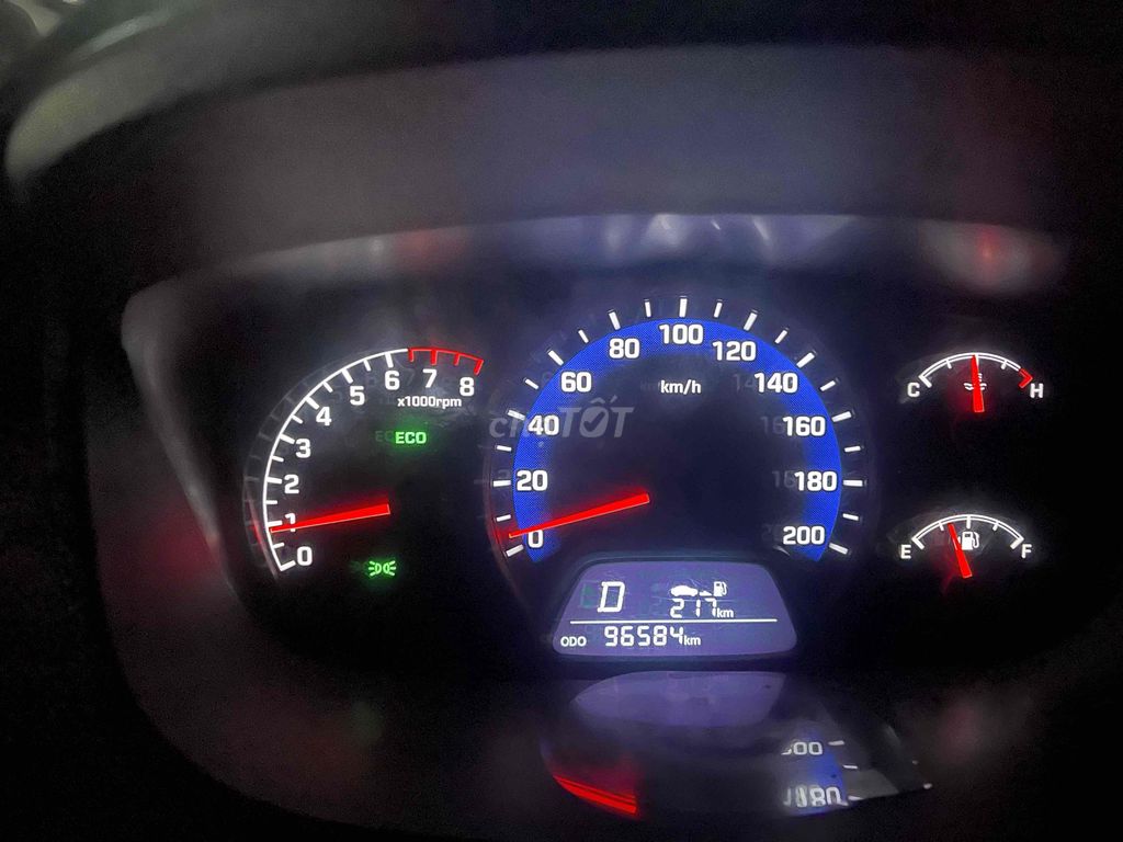 Hyundai Grand i10 2017 Sedan 1.2 AT - 96584 km - 129962456