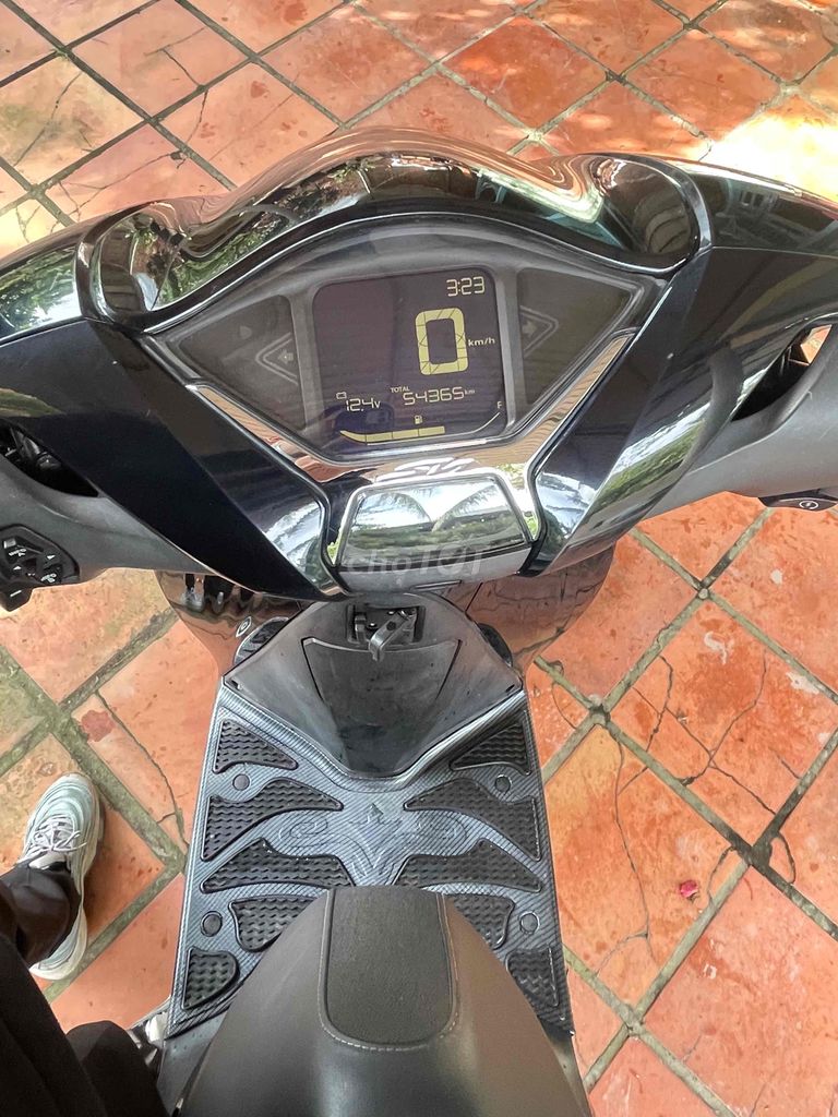 BÁN XE ĐANG CHẠY - 128885578