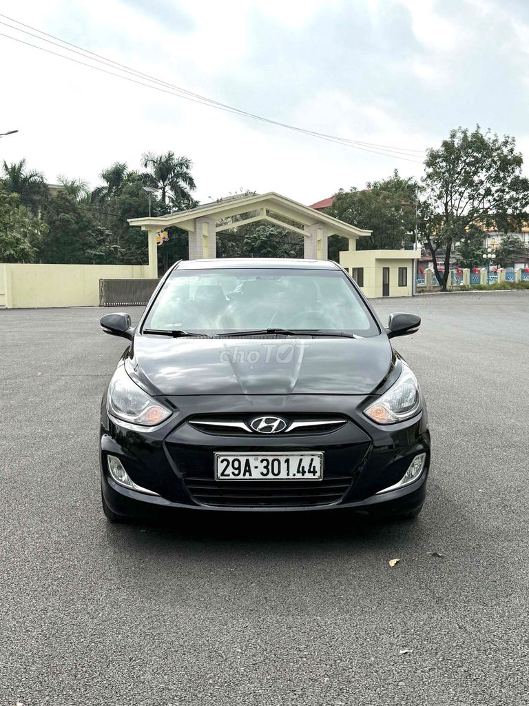Hyundai Accent 2011 1.4 AT - 90000 km - 129857018