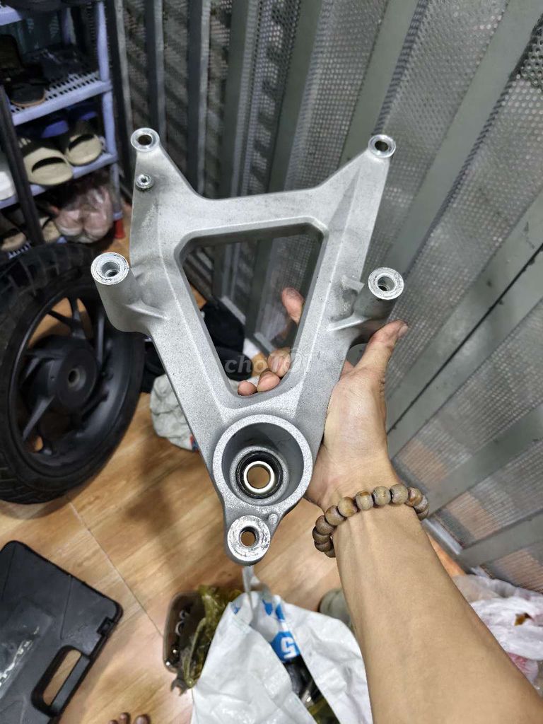 Mâm lốp gắp Vario 160 Zin - 130300362