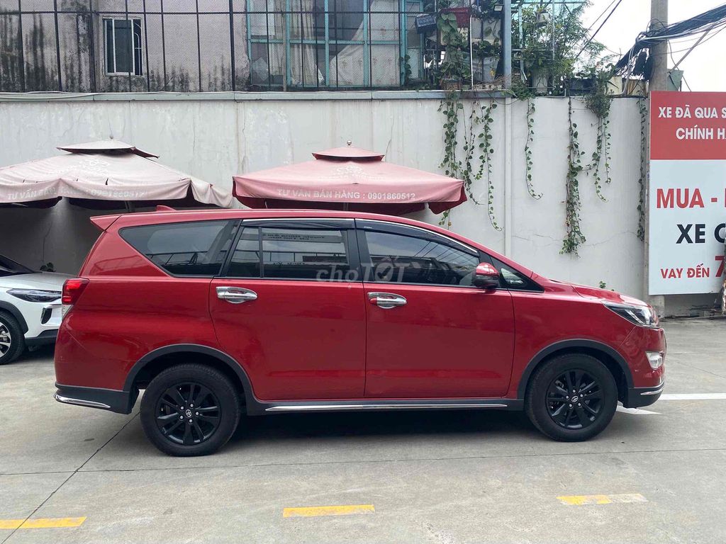 Toyota Innova 2019 Venturer Đỏ 60.000 km - 130321033
