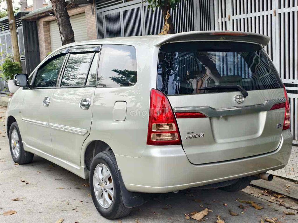 Toyota Innova 2006 Bạc Số sàn - 129899234