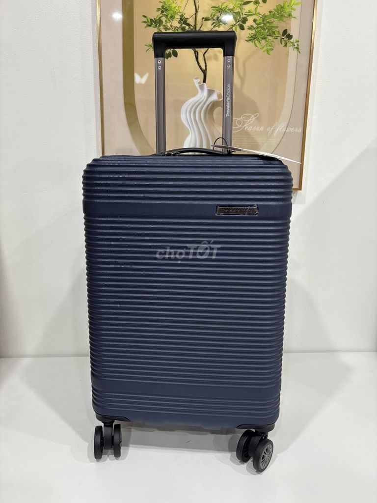 Vali Travelers Choice Oxnard 22 inch - 131287182
