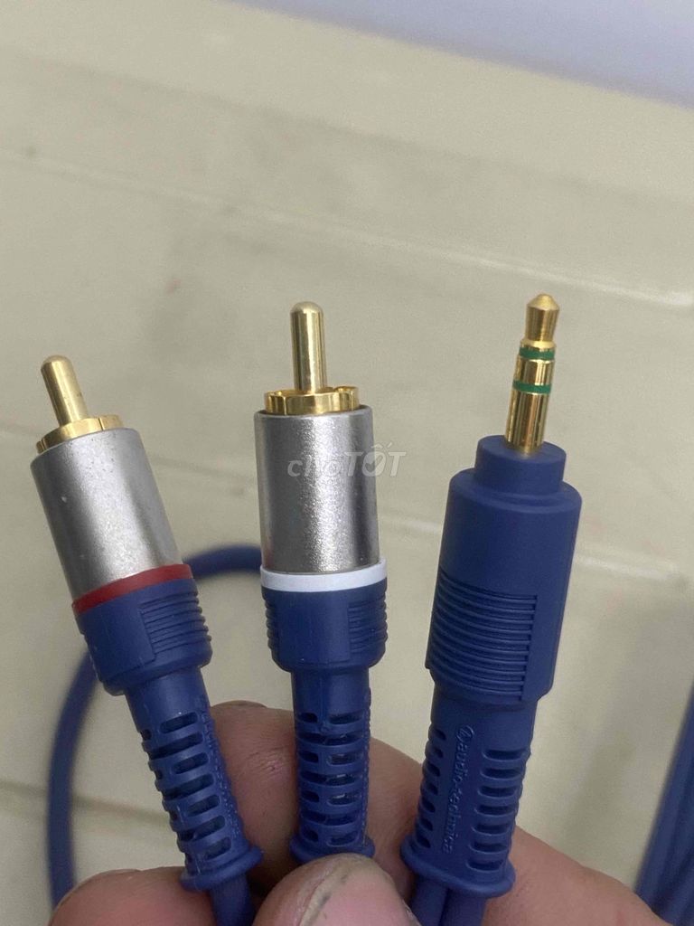 Dây AV 3.5 ra 2 bông sen japan - 126678381