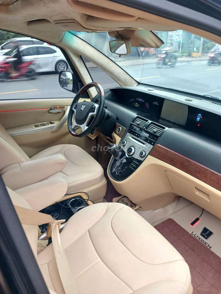 Luxgen M7 2013 2.2T Đen - 130004134