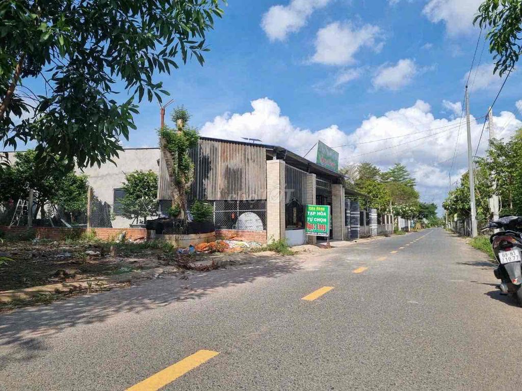 BÁN NHANH LÔ ĐẤT ĐẸP HẮC DỊCH – PHÚ MỸ | MẶT TIỀN ĐƯỜNG NHỰA TIM VÀNG ...