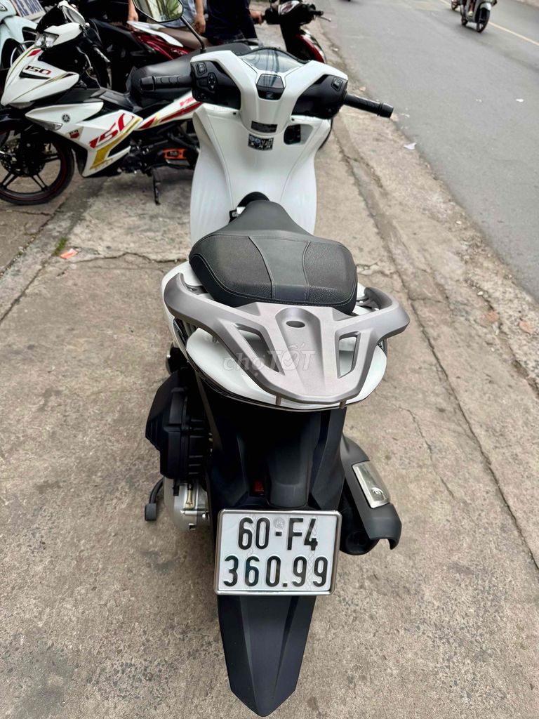 🟢🟢 SH 125 CBS trắng đen đký 2023 rất đẹp chính chủ - 129924148