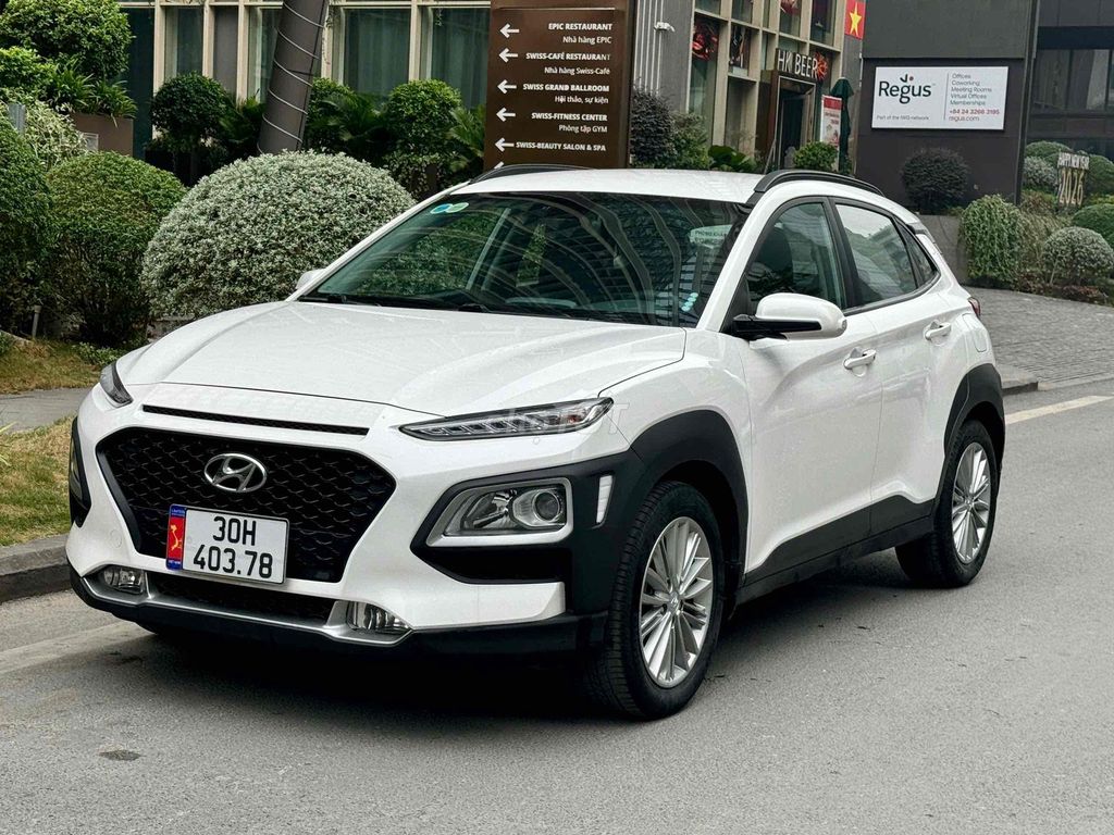 Hyundai Kona 2021 Trắng 62000 km - 130481070