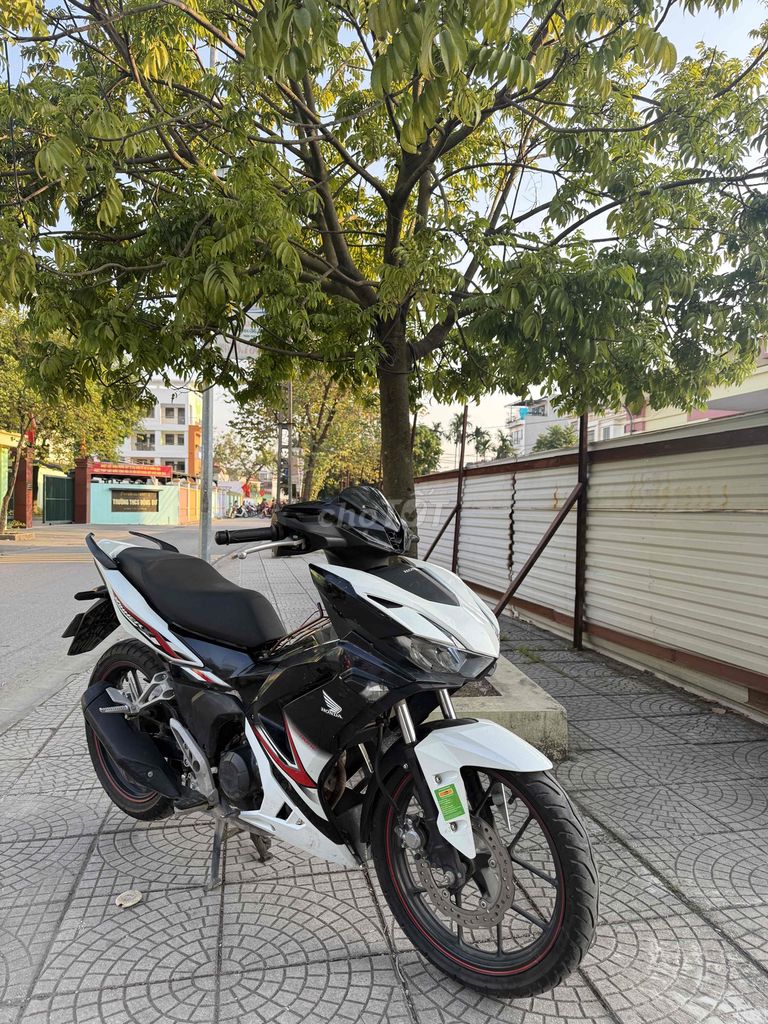Honda Winner V4 2025 Trắng Đen 19502 km - 129922081