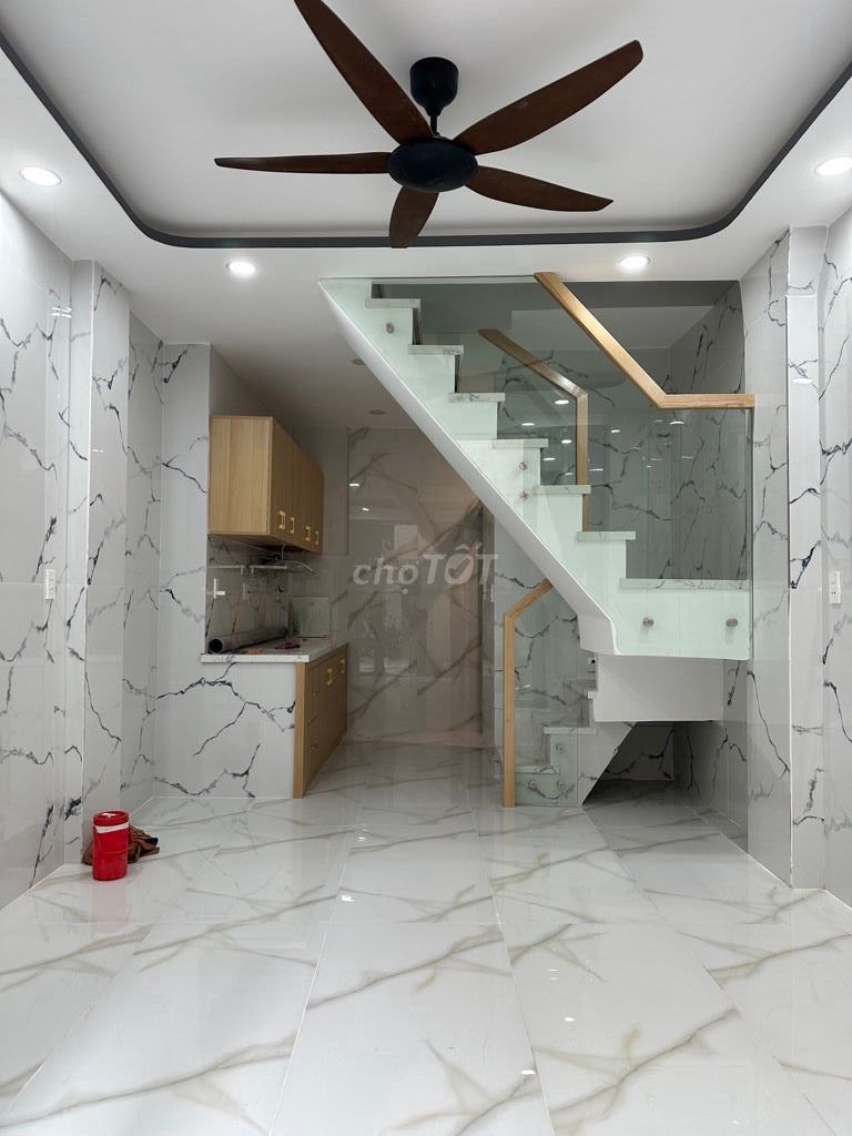 NHÀ MỚI Ở NGAY SÁT SÂN BAY-TÂN BÌNH-3 TẦNG-3PN-25M2-CHỈ 3.XX TỶ - 130163104