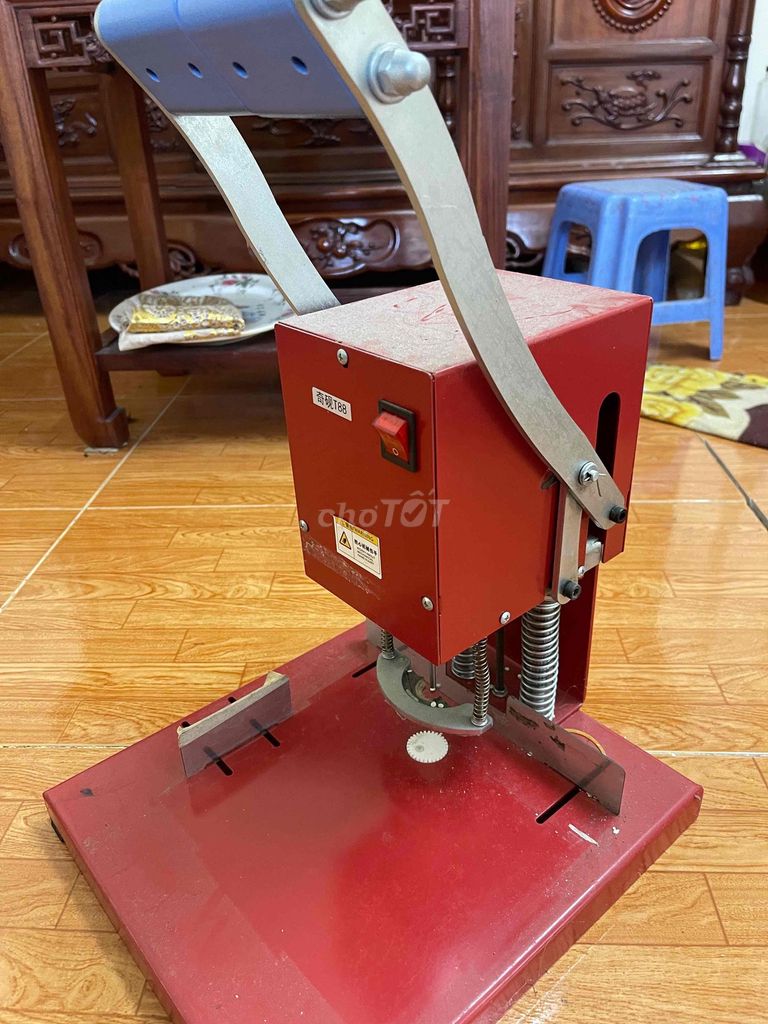 Máy dập lỗ giấy T88 Đỏ đã sử dụng - 129920857