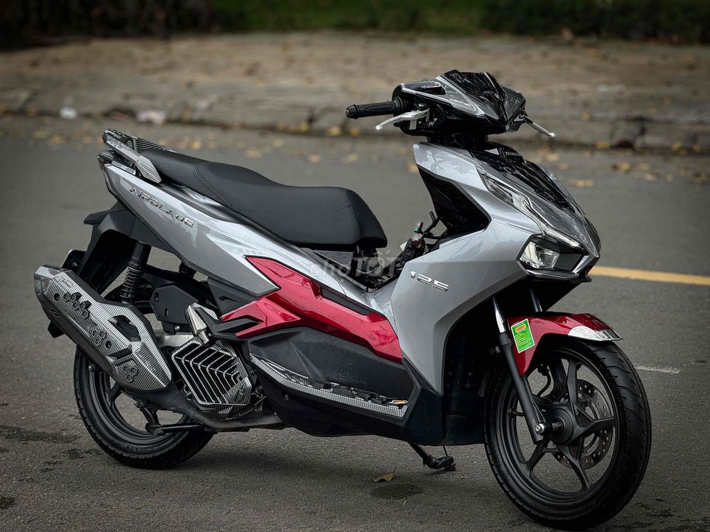 Honda Air Blade 125 2024 4 Val Bạc Đỏ - 129947651