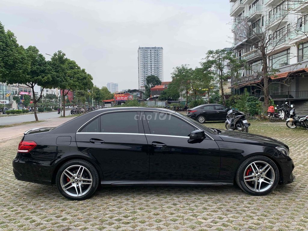 Mercedes-Benz E-Class E 250 AMG 2015 Đen - 129935156
