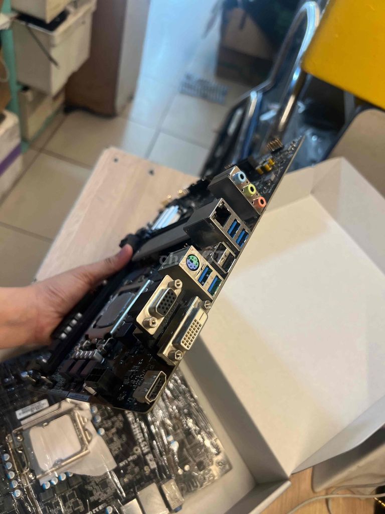 COMBO MAIN B365 i5 10400F EM THÁO MÁY MAIN ĐẸP BH - 128642182