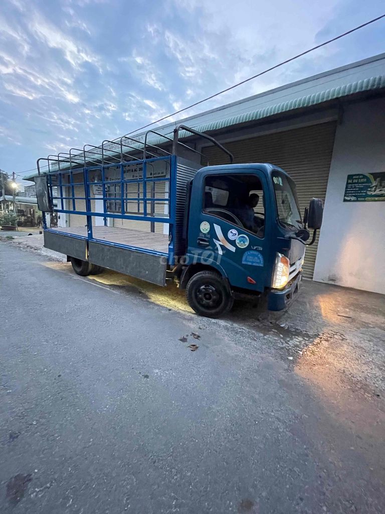 Xe nhà chính chủ bán Xe 3t490 đời 2015 có mái lạnh - 129942873